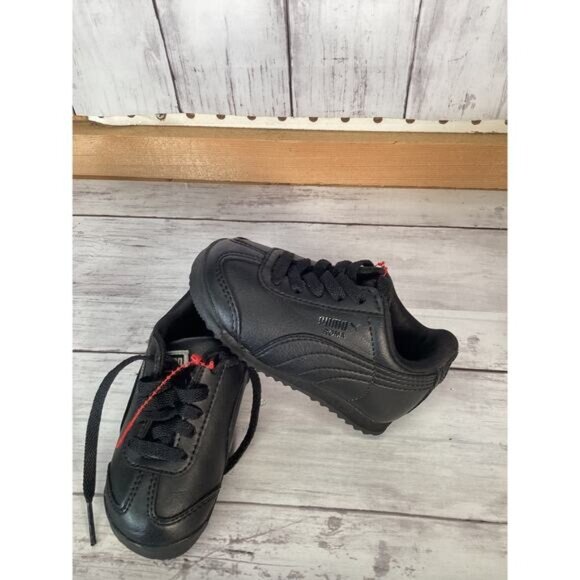 Puma | Shoes | Country Club Chic Puma Roma Classic Black Leather Sporty ...